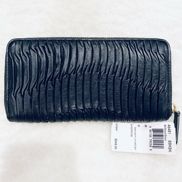 Coach | Bags | Nwt Coach Madison Gathered Large Accordion Zip Wallet ...